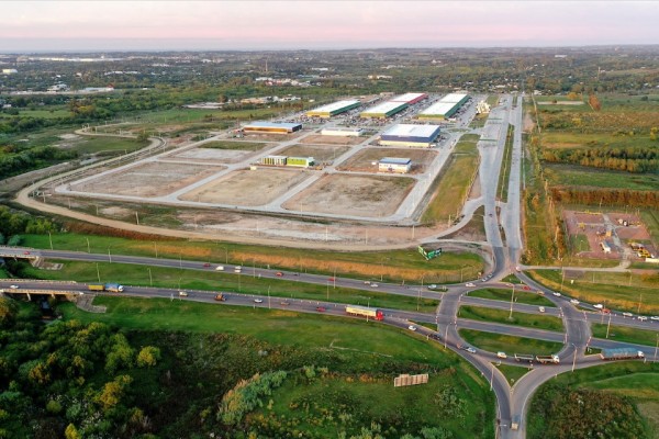 180.com.uy :: Las imágenes de la inauguración de la UAM